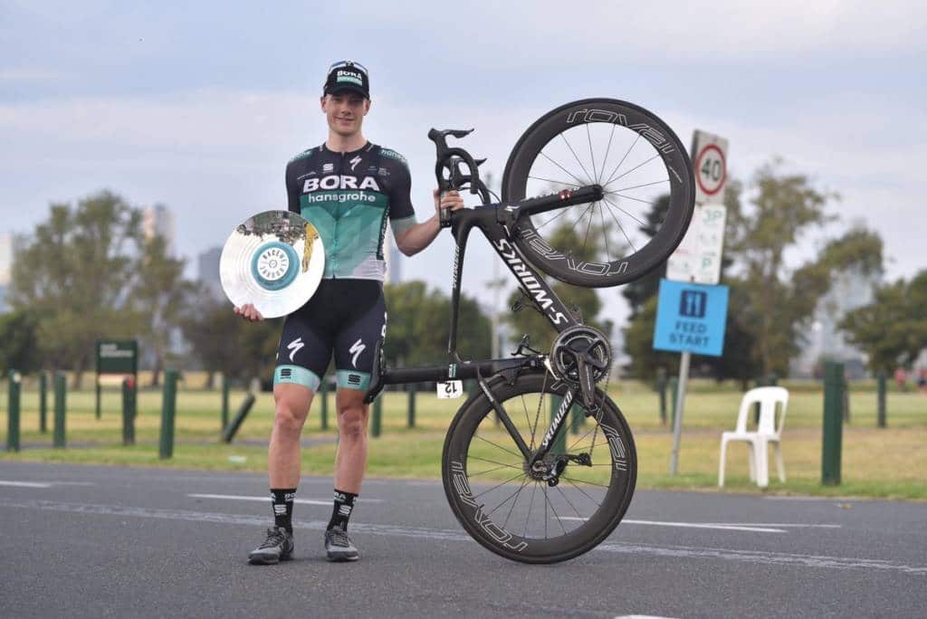 Sam Bennett (Bora-Hansgrohe) remporte la Melbourne Race