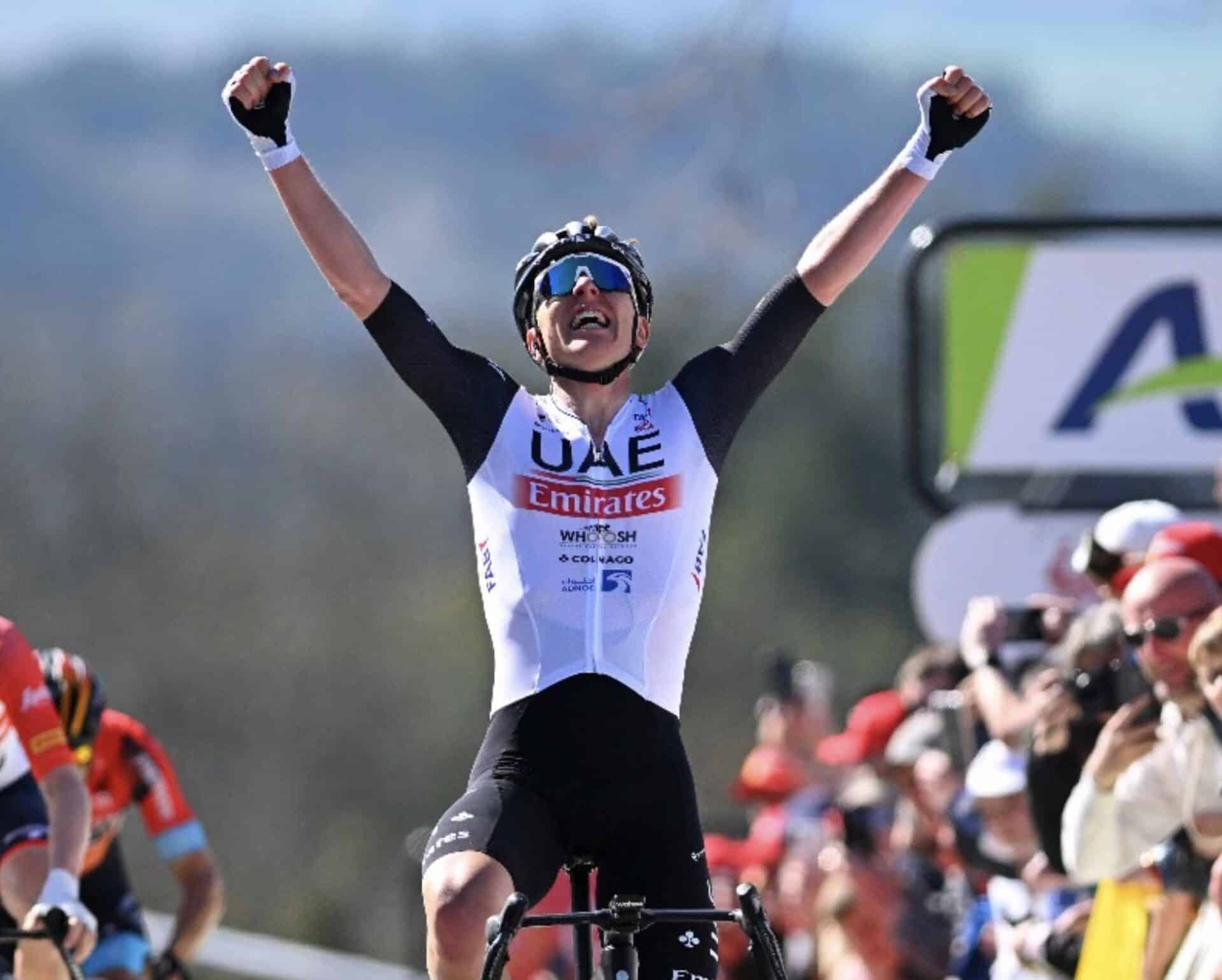 Victoire de Tadej Pogacar au sommet du Mur de Huy sur La Flèche Wallonne