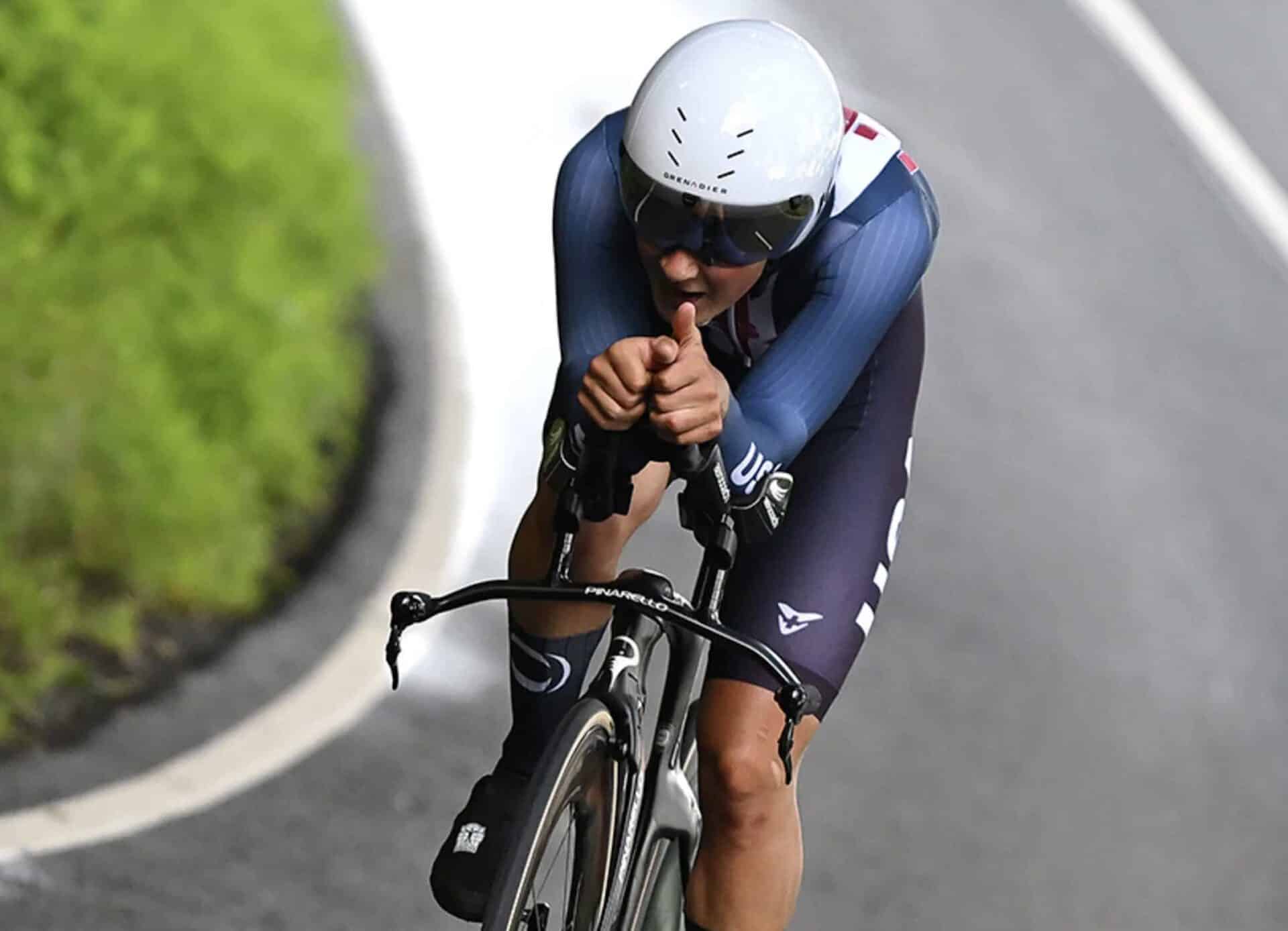 Andrew AJ August passe pro chez INEOS Grenadiers