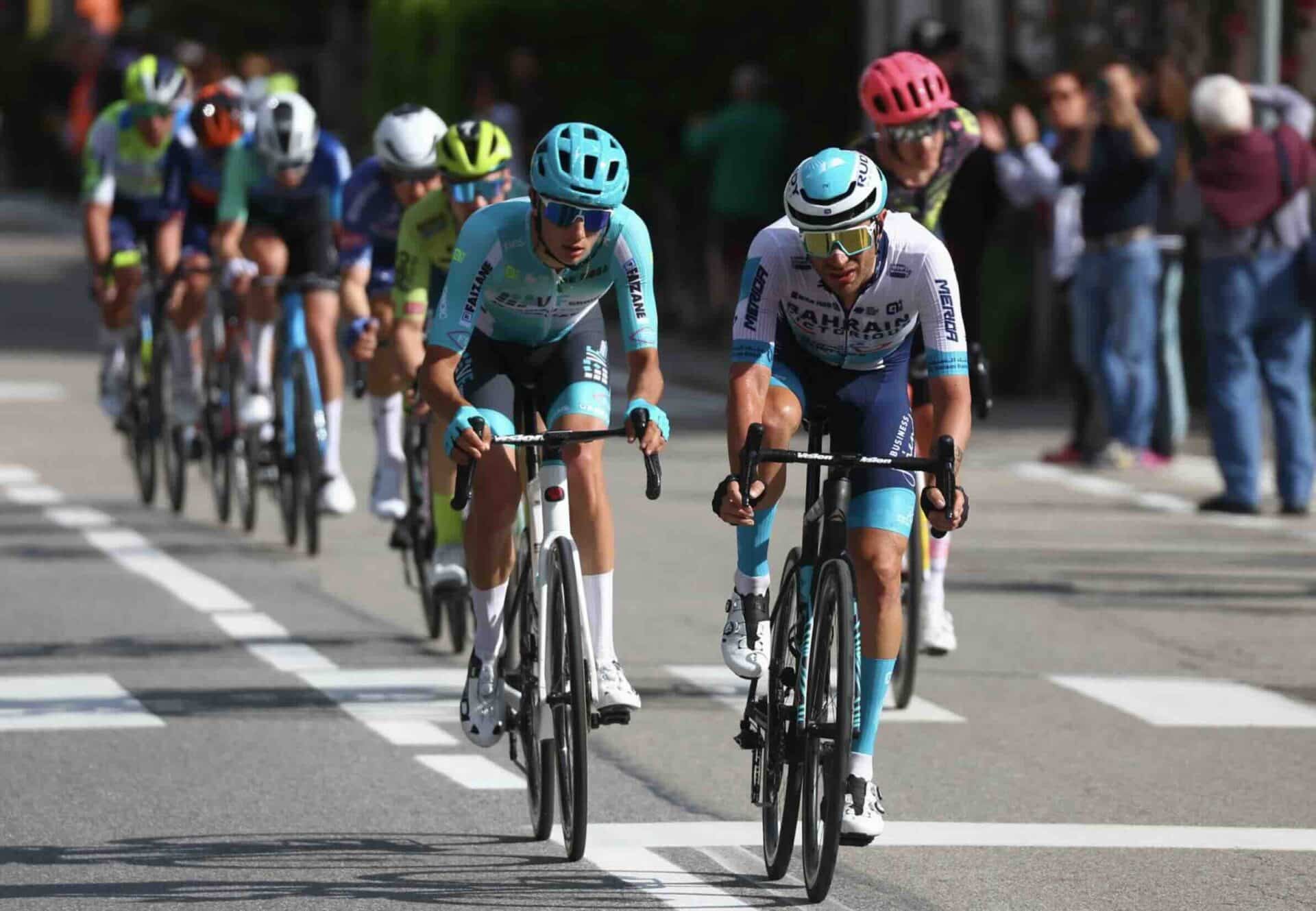 Giro 2024 : Résumé vidéo de la 1ère étape