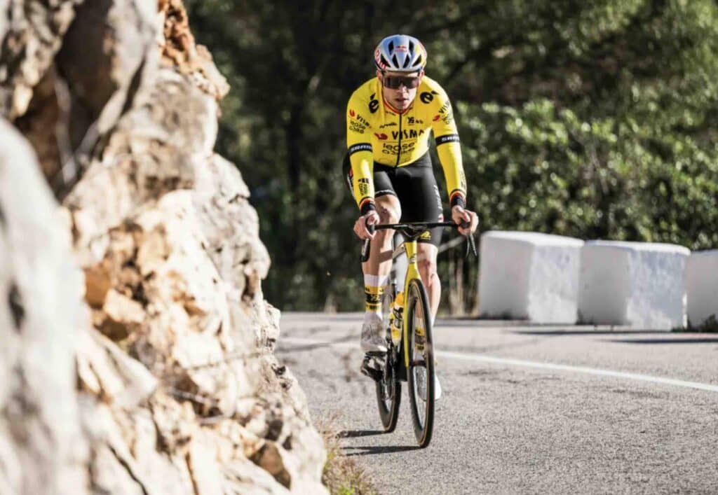 Wout van Aert : Le retour du roi des Classiques en 2025