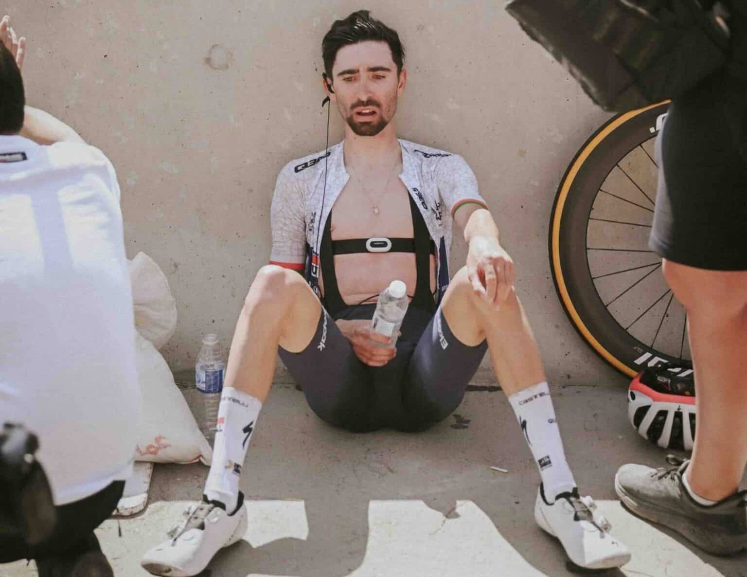 Valentin Paret-Peintre triomphe au sommet de Green Mountain et décroche ...