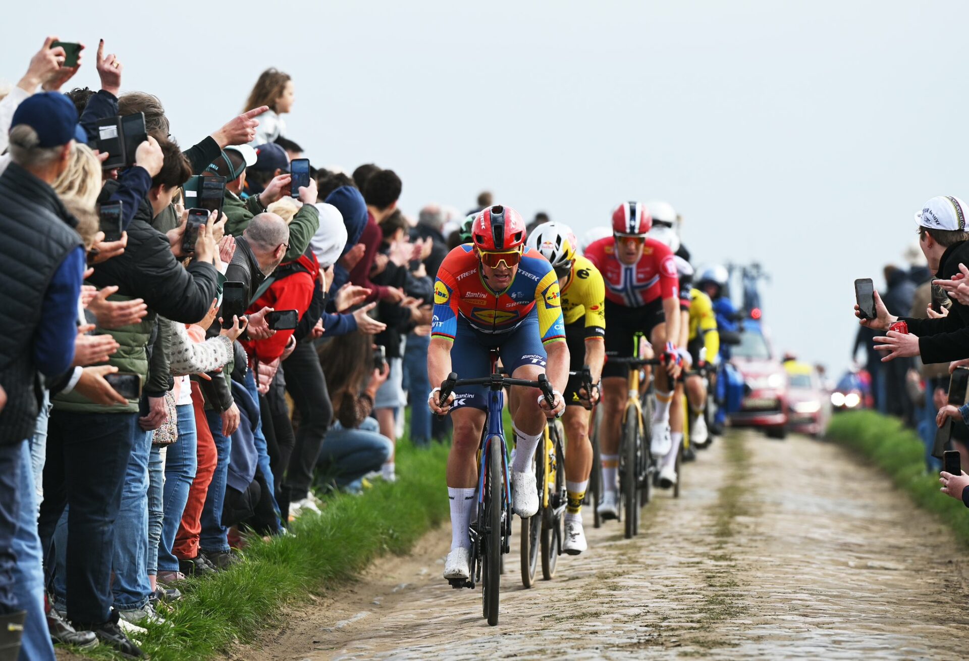 Paris-Roubaix 2025 : Mads Pedersen : « Tout allait bien jusqu’à ce moment