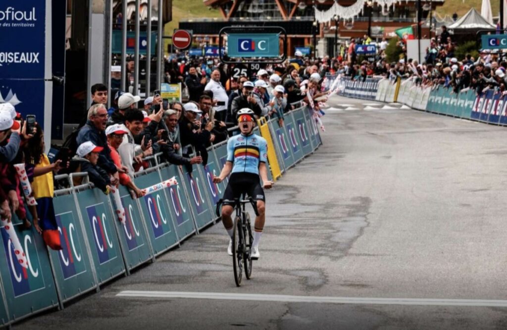 Tour de l'Avenir 2025 : étape 6A : Jarno Widar domine à nouveau Paul ...