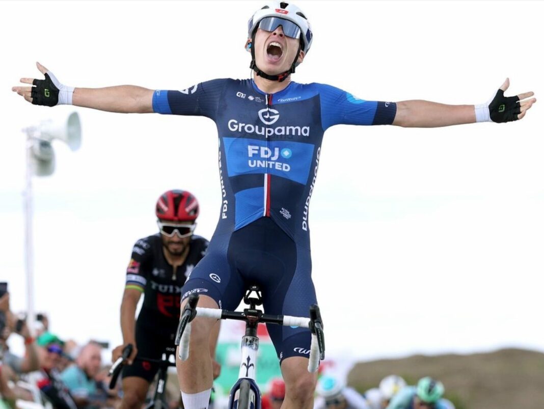 Tour de Grande Bretagne 2025 : étape 4 : Romain Grégoire s'impose devant Julian Alaphilippe