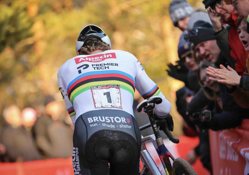Mathieu Van der Poel forfait à Benidorm : Nys profite pour la Coupe du ...