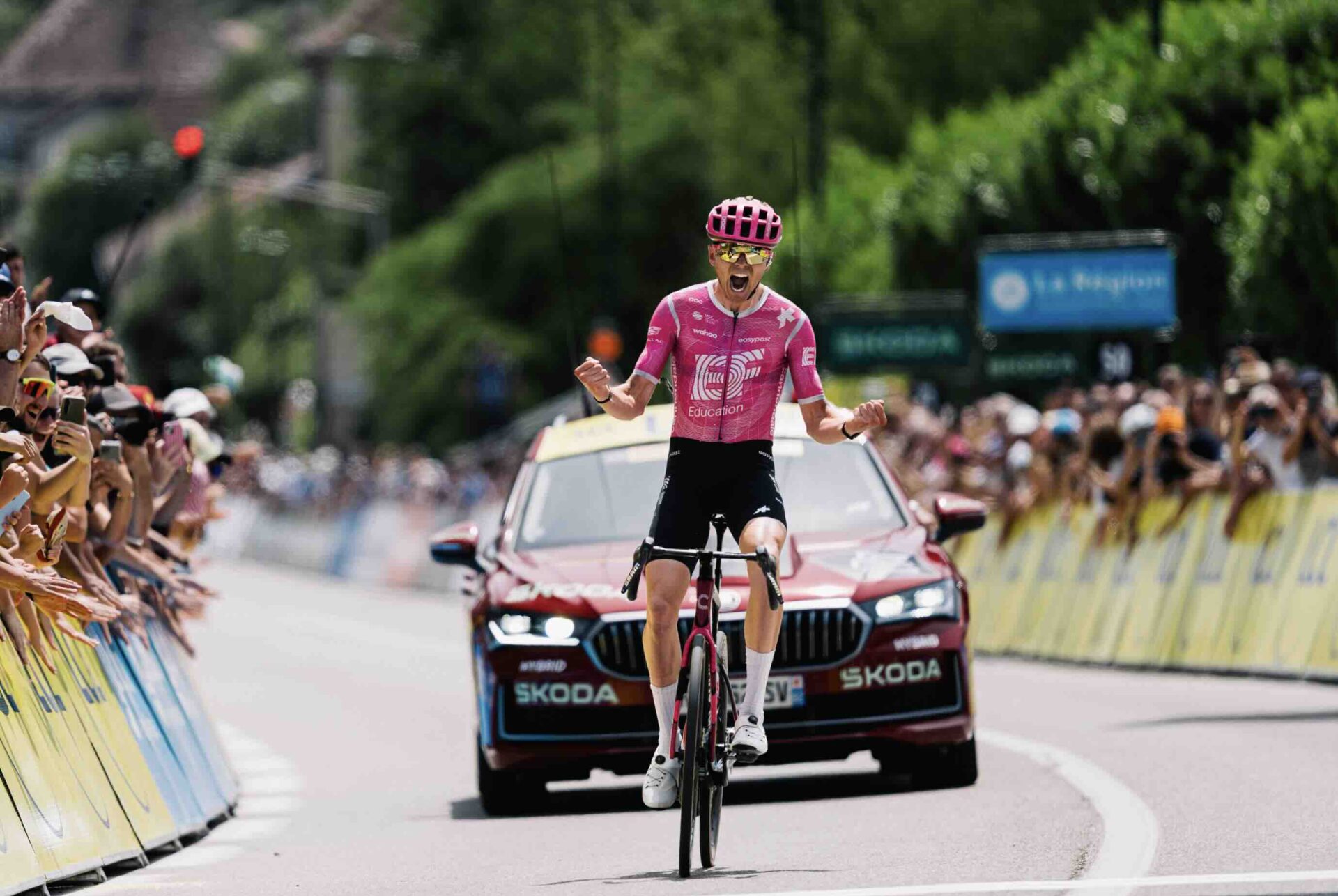 Tour Auvergne Rhône-Alpes 2026 – Alex Baudin remporte la 1ère étape ...
